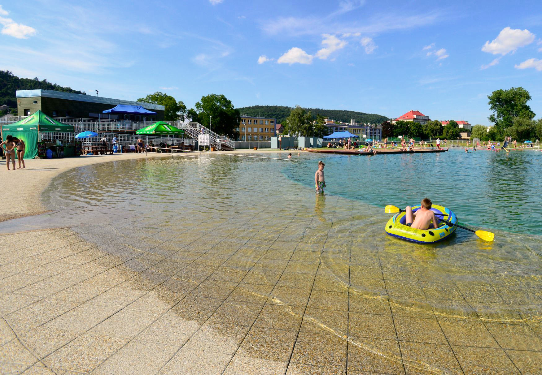 Outdoor Pools and Lidos in Prague - Activities